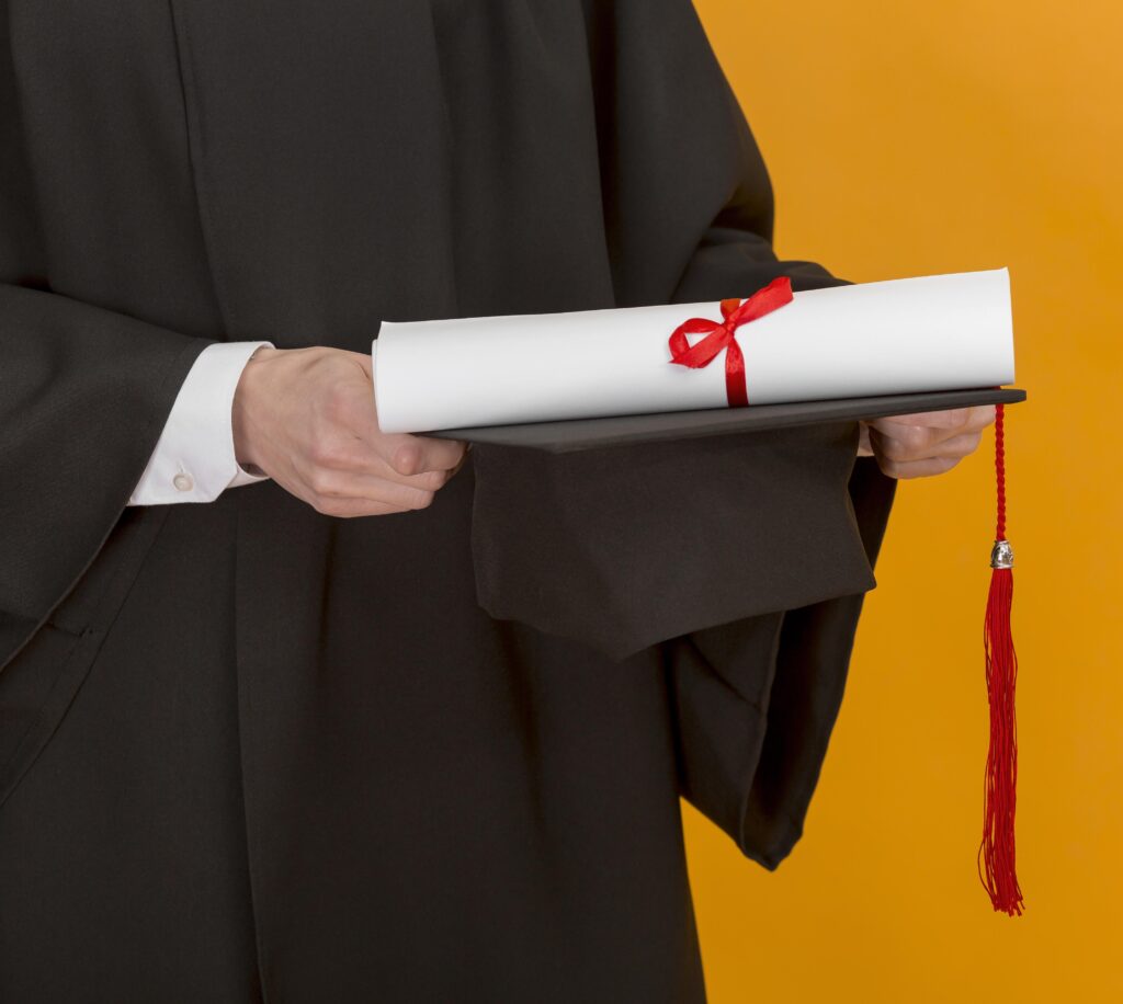 HND vs Bachelor Degree – Key Differences Explained